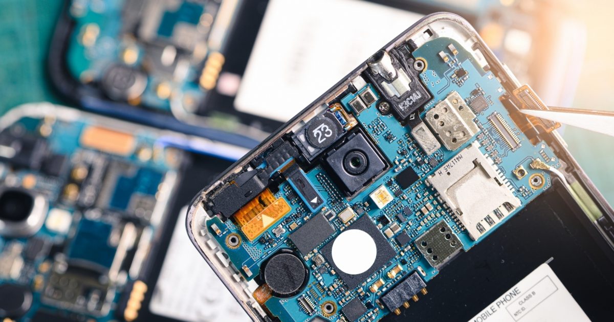 Edinburgh Innovations | Chip down-sizing project delivers universal…